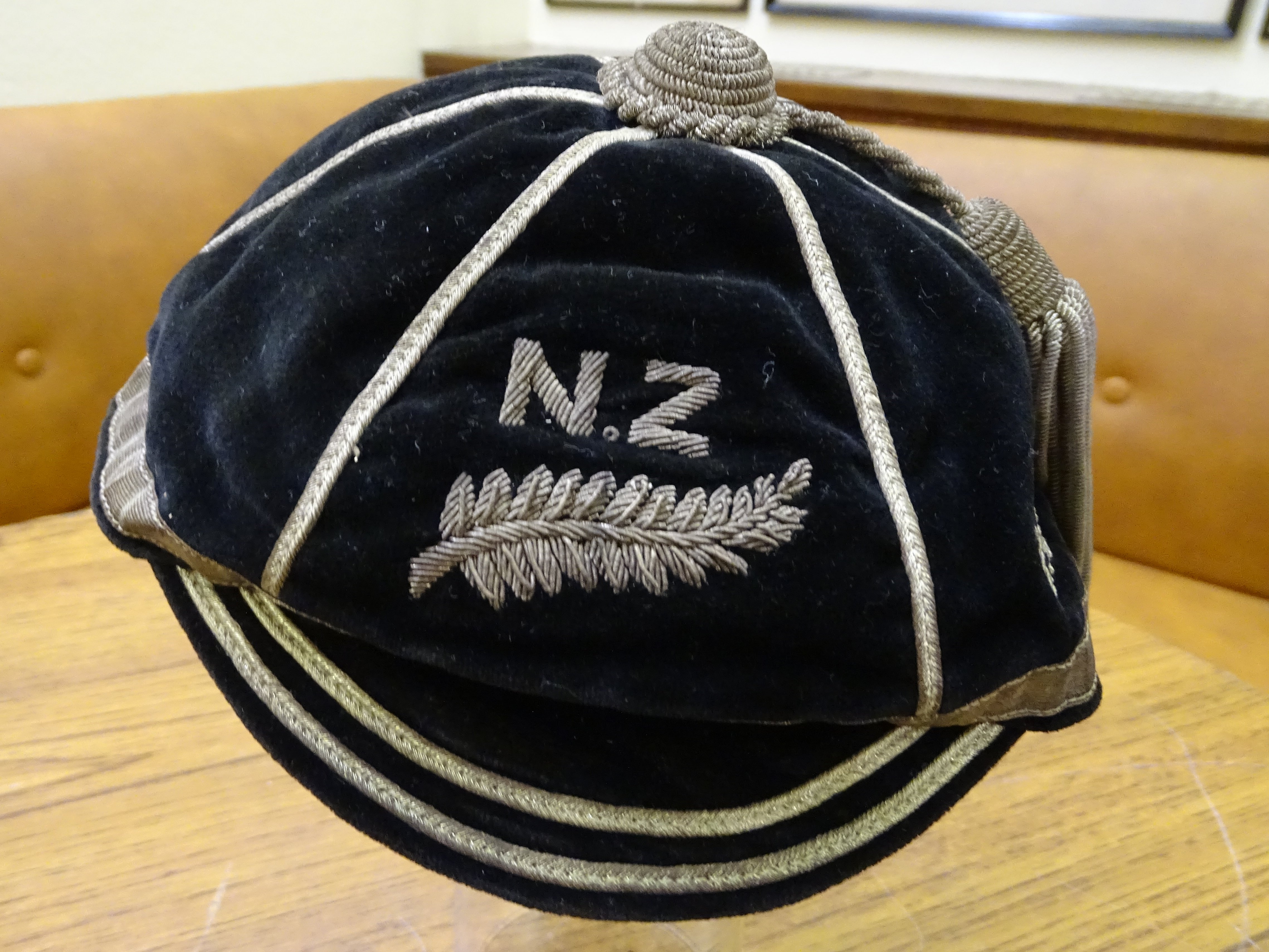 1934-1935 New Zealand Rugby Cap (CRM545) – Honours Caps